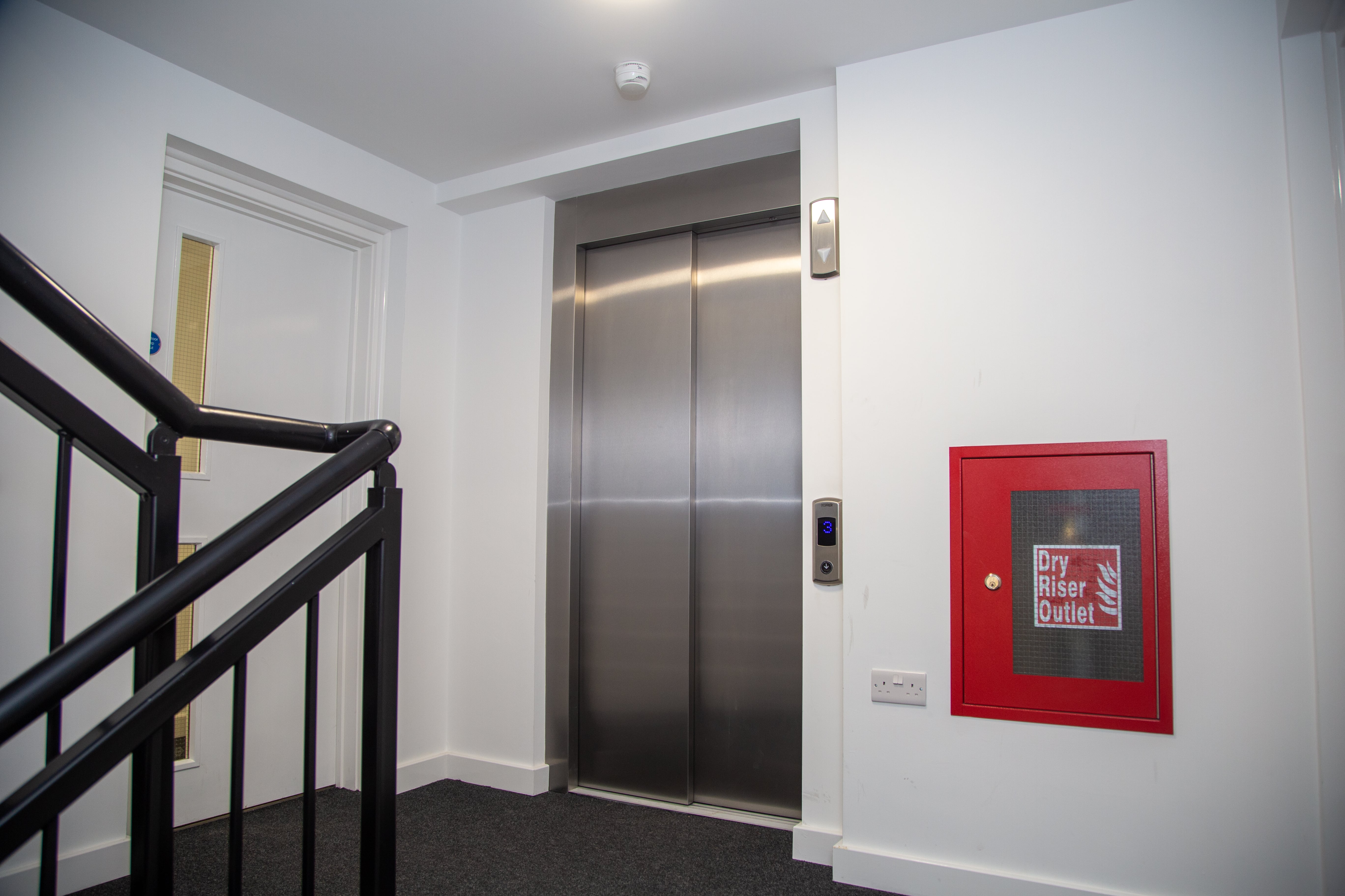 Commercial Passenger Lifts - Morgan Ellis Lifts